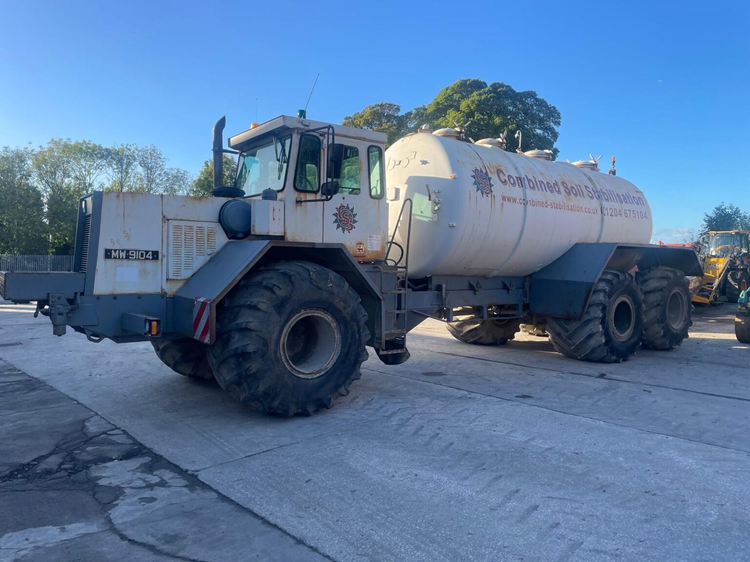 Terragator Water Tanks - Robert Coates Plant Sales
